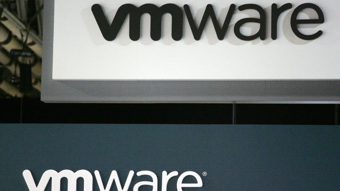 Dell spins off $64 billion VMware as it battles debt hangover - Ars ...