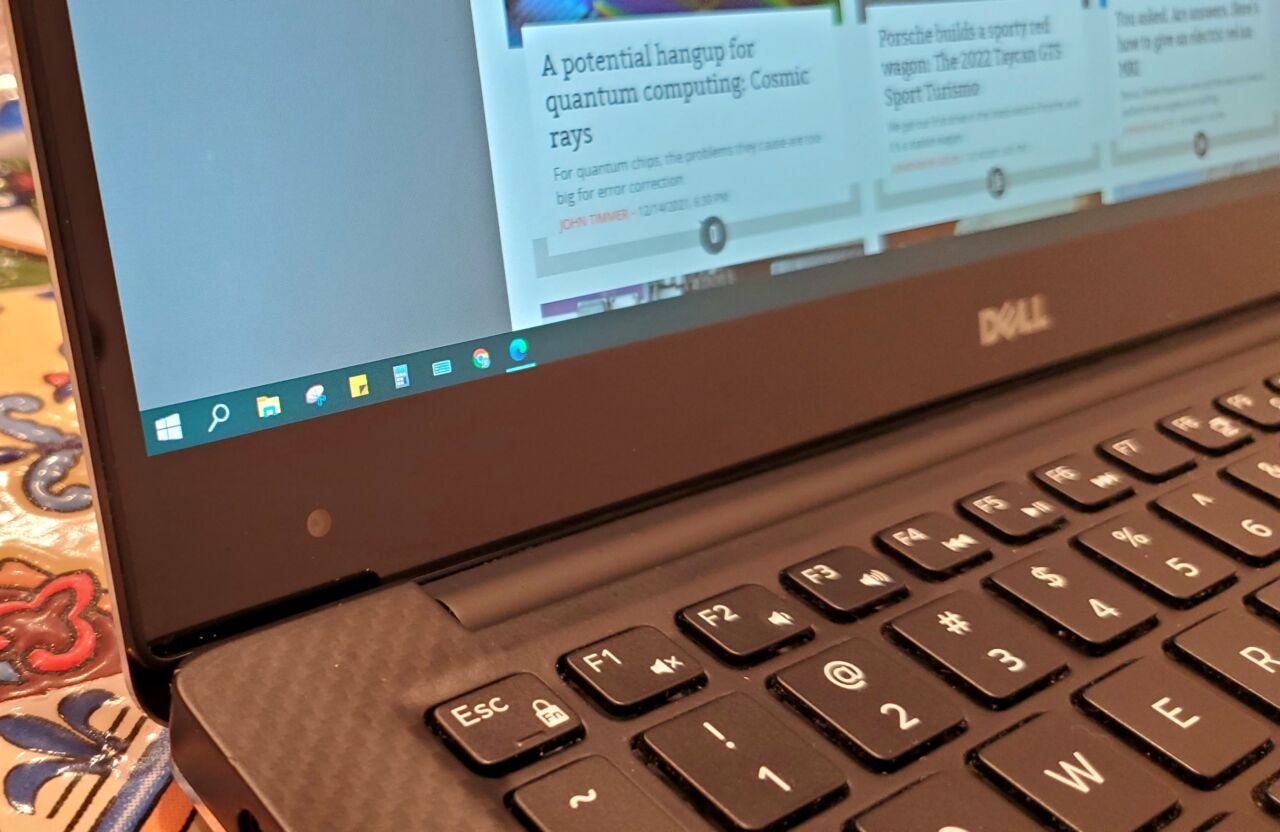 Dell’s magnetic wireless webcam concept may help you forget about that ...