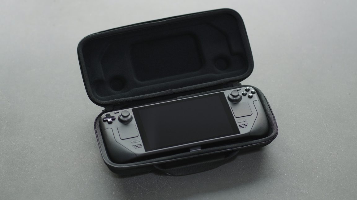 Valve shows off final packaging, carrying case for the Steam Deck - Ars ...