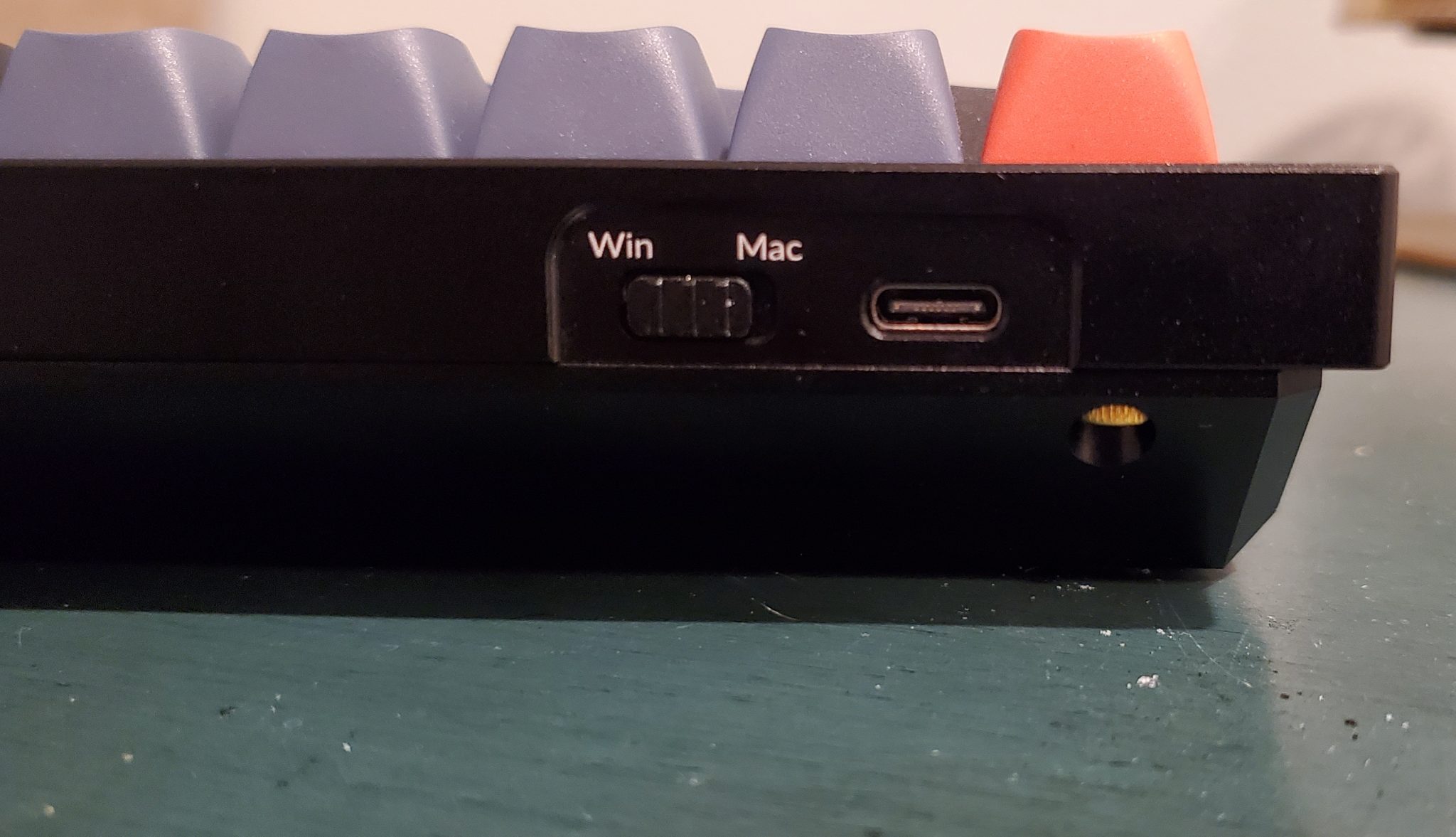 Keychron Q2 mechanical keyboard review: Enthusiast luxury at a decent ...