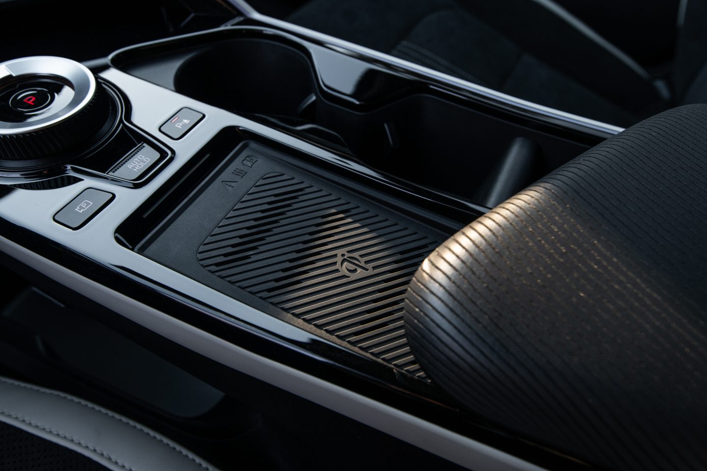 Kia’s new EV6 electric crossover goes straight to the head of the pack ...