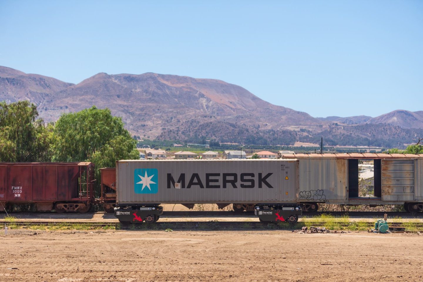 Autonomous battery-powered rail cars could steal shipments from ...