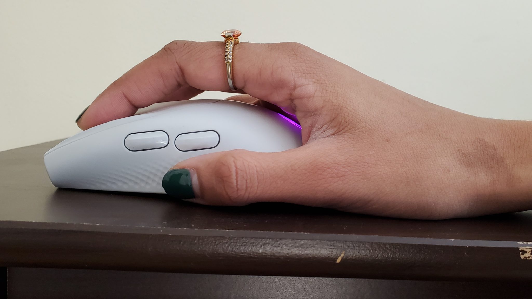 Alienware AW720M mouse review: An ambidextrous wireless win - Ars Technica