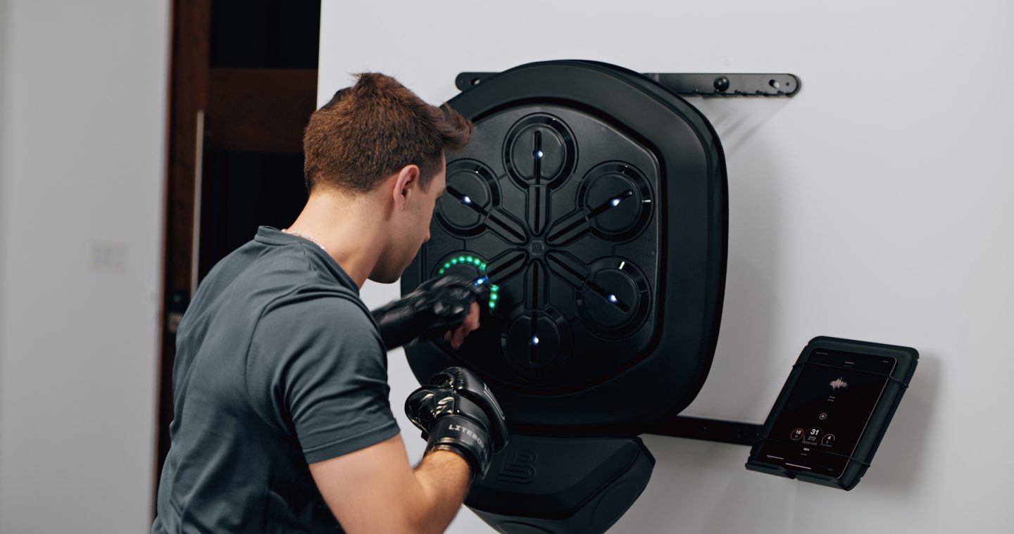 The “Peloton of boxing” is fun, challenging, and better IRL than in VR ...