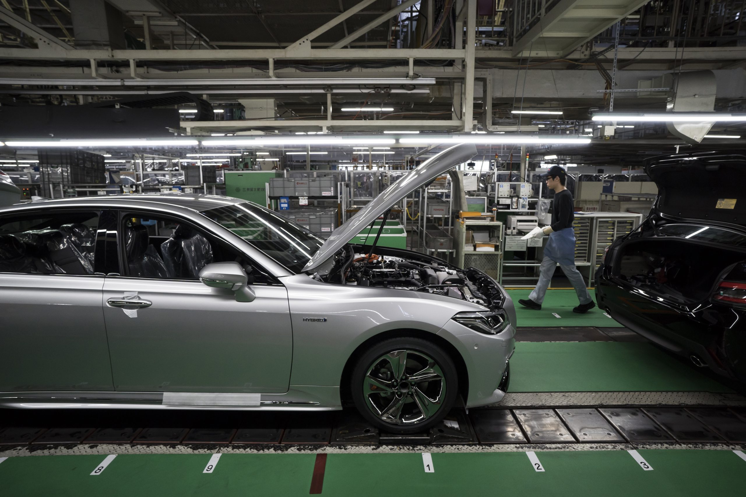 Toyota shuts down all Japanese production after supplier is hacked ...