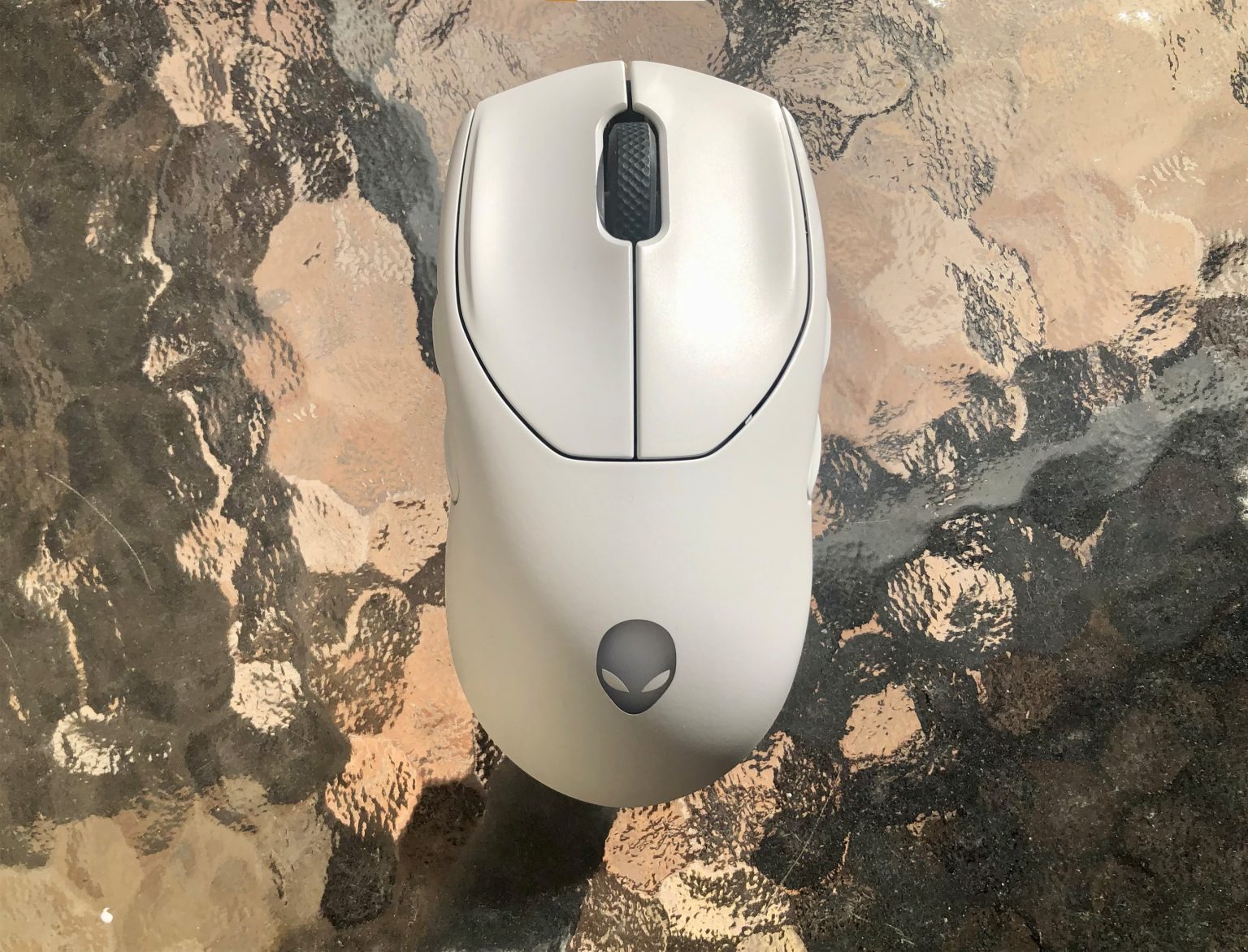 Alienware AW720M mouse review: An ambidextrous wireless win - Ars Technica