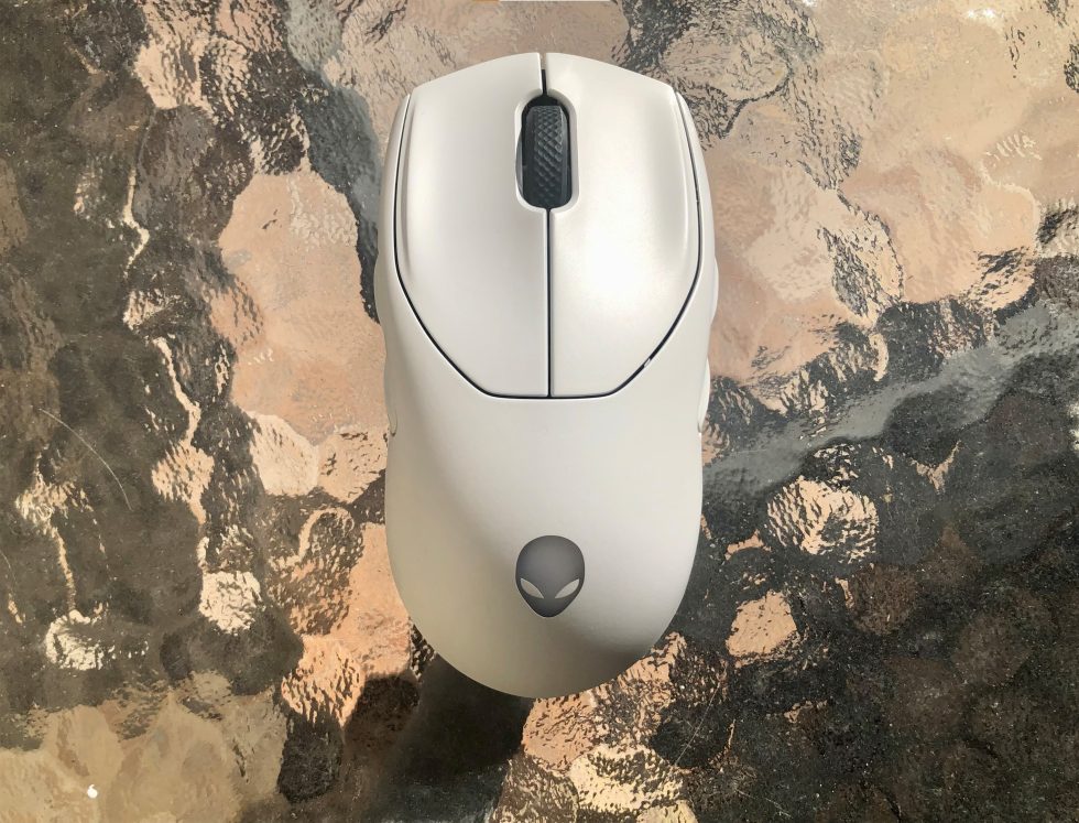 Alienware AW720M mouse review: An ambidextrous wireless win - Ars Technica