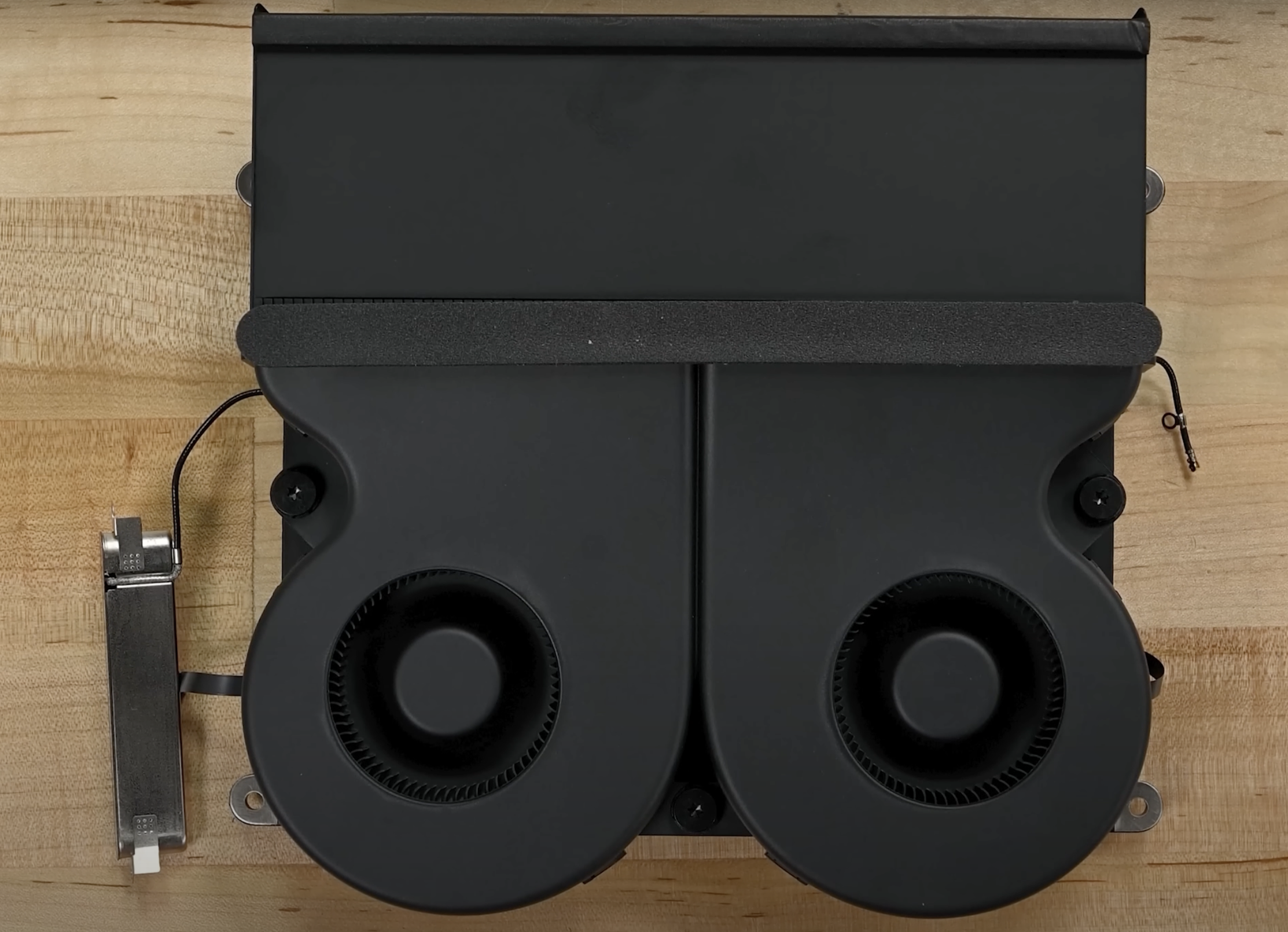 iFixit’s Mac Studio teardown reveals monster cooling system - Ars Technica