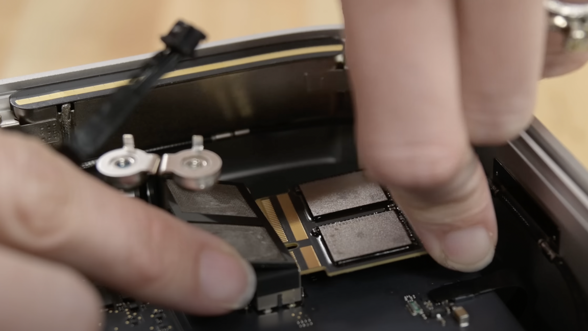 iFixit’s Mac Studio teardown reveals monster cooling system - Ars Technica