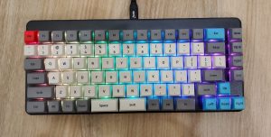 System76 Launch review: Linux-friendly keyboard with a USB hub - Ars ...