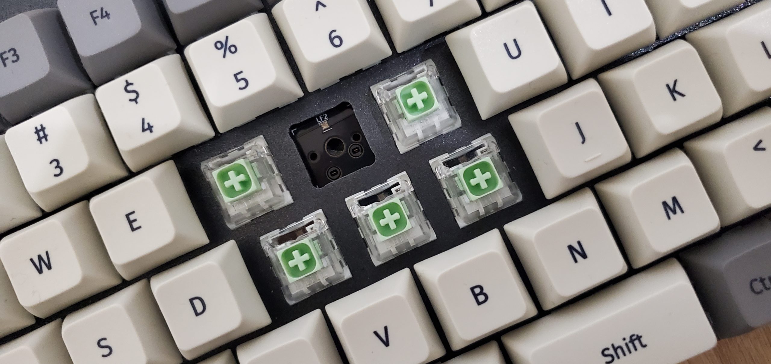 System76 Launch review: Linux-friendly keyboard with a USB hub - Ars ...