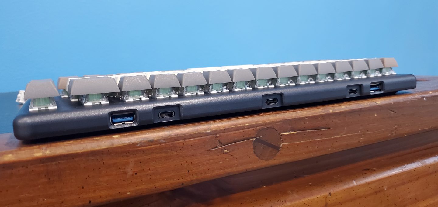 System76 Launch review: Linux-friendly keyboard with a USB hub - Ars ...