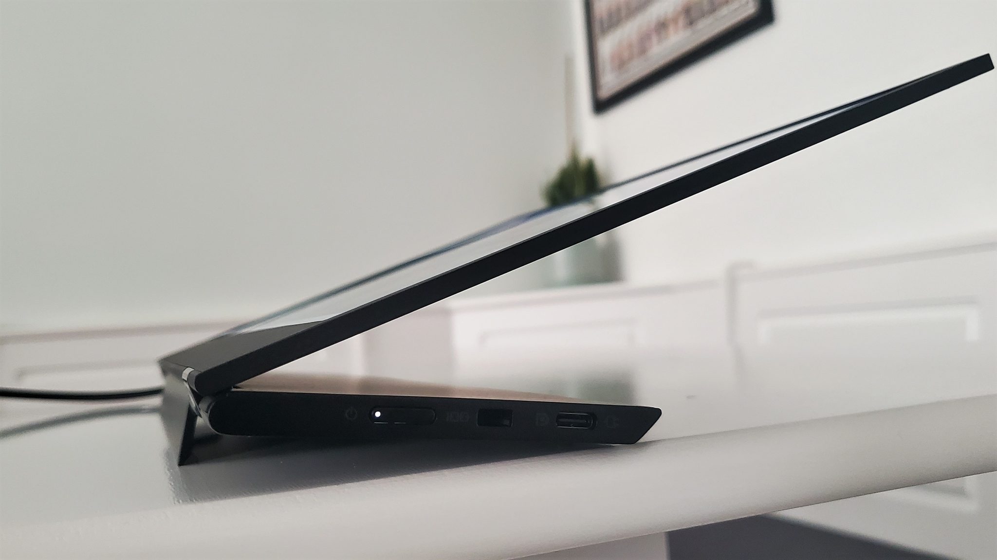 Portable monitors tested—which puny panels are worth it? - Ars Technica