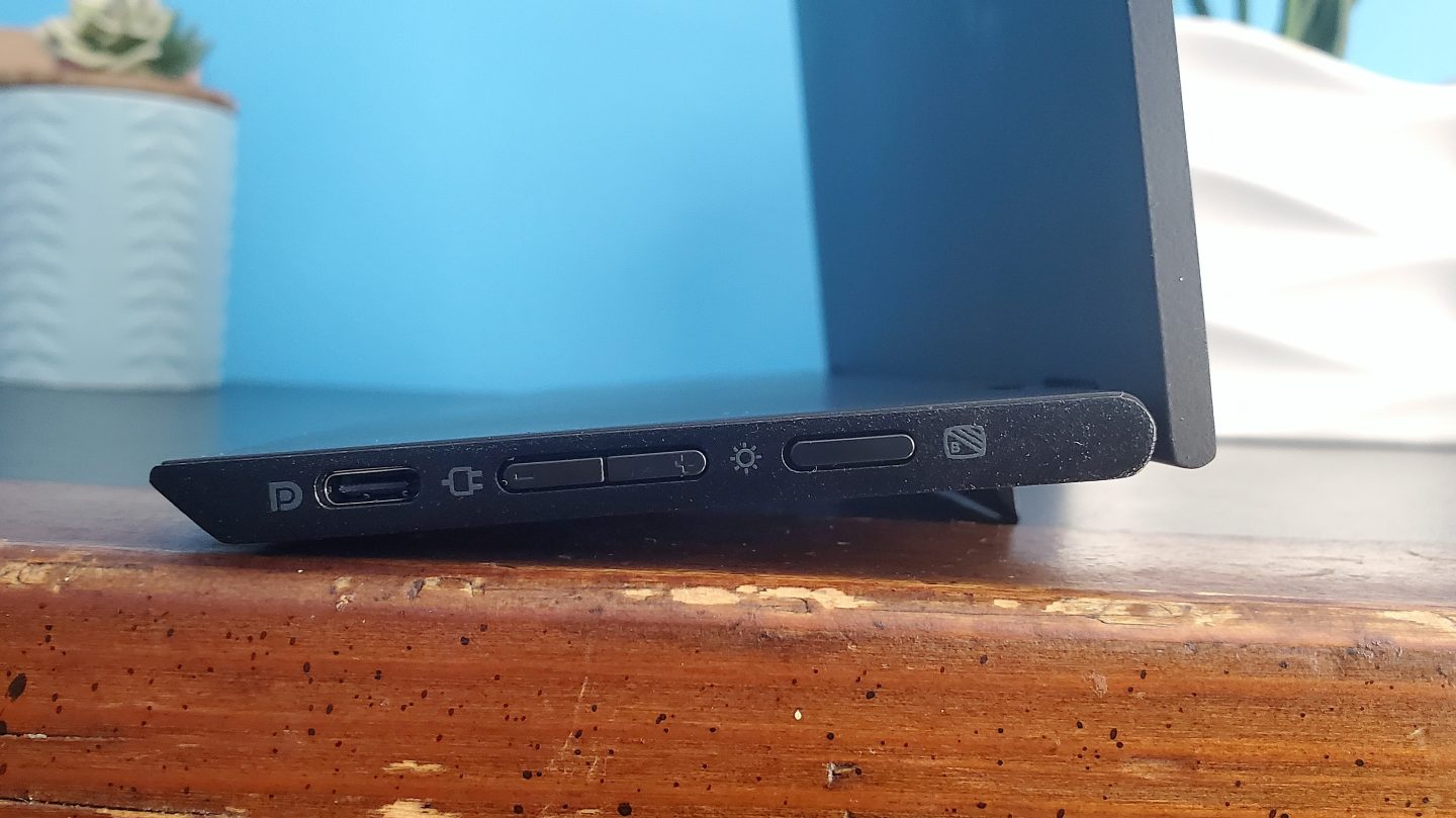 Portable monitors tested—which puny panels are worth it? - Ars Technica