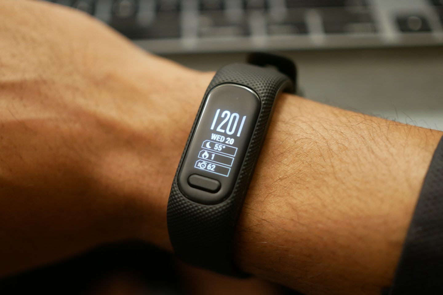 Garmin’s new Vívosmart 5 meets stiff competition with an empty bag of ...