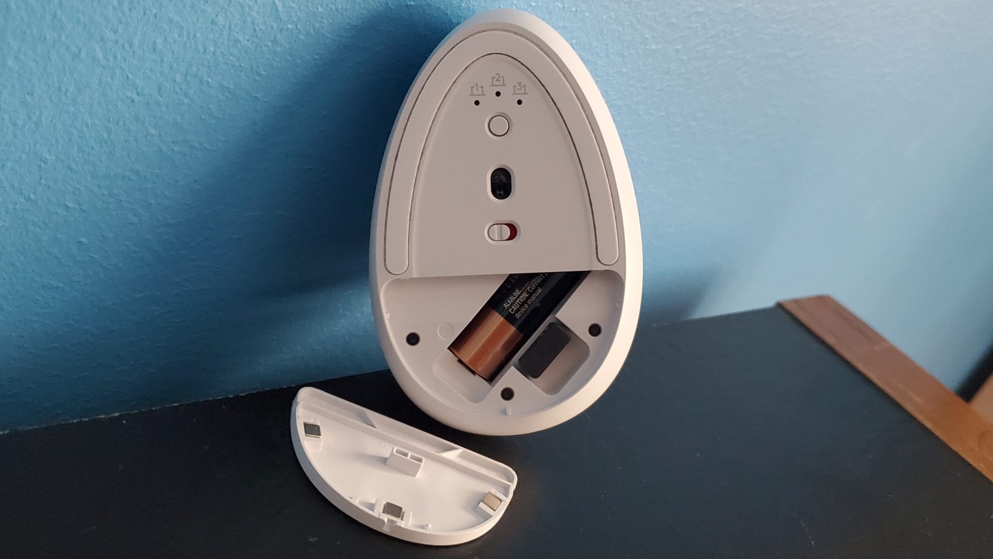 Logitech’s Lift is a vertical mouse that’s easier to grasp - Ars Technica