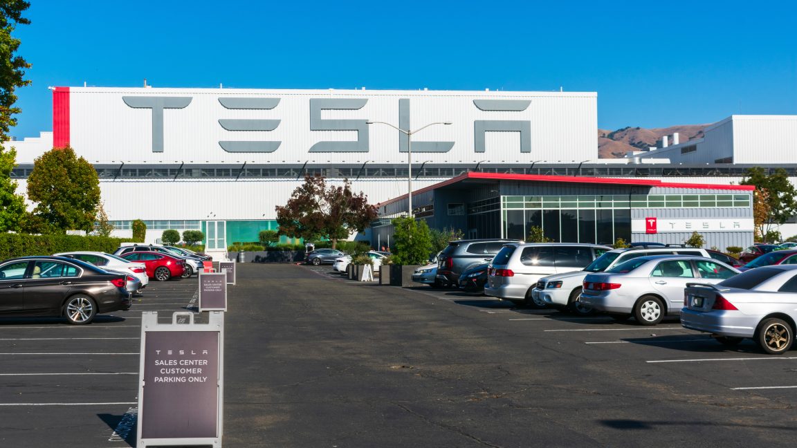 Tesla sues thermal engineer for allegedly stealing secrets of “Dojo ...