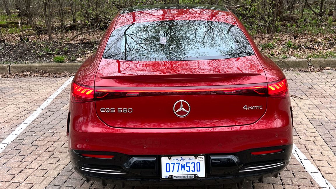 What range anxiety? The Mercedes-Benz EQS 580, reviewed - Ars Technica