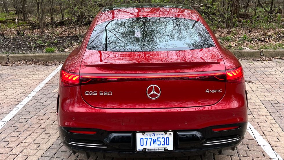 What range anxiety? The Mercedes-Benz EQS 580, reviewed - Ars Technica