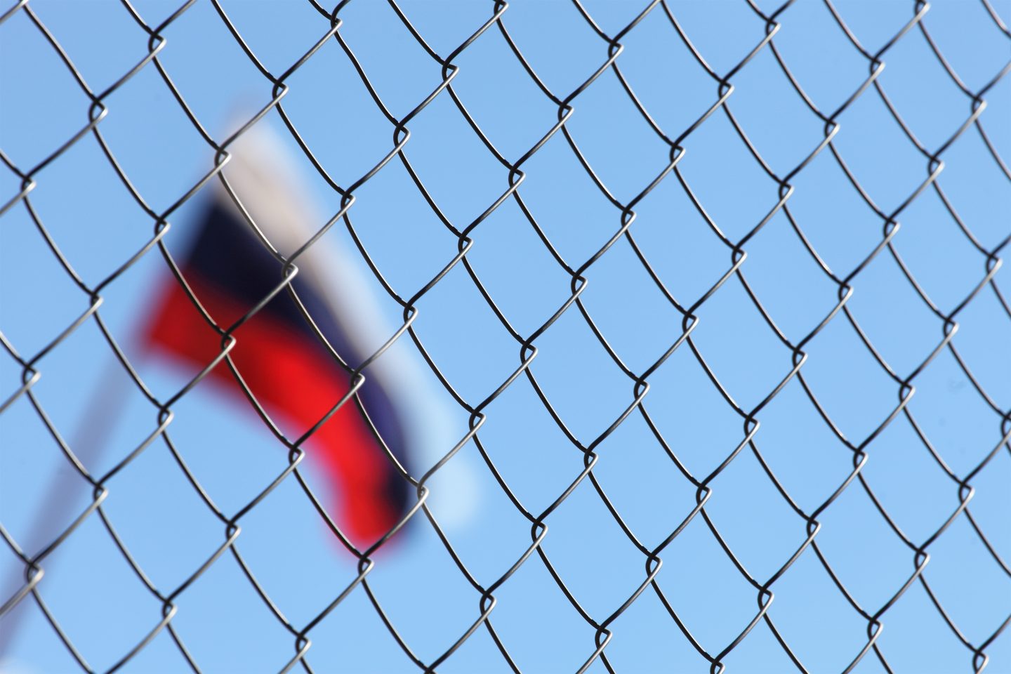“Everything is gone”: Russian business hit hard by tech sanctions - Ars ...