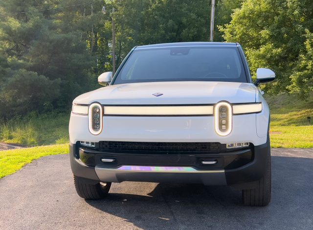 Rivian’s R1S: An electric SUV for those with an adventurous lifestyle ...