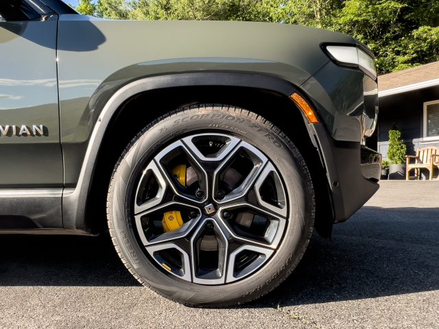 Rivian’s R1S: An electric SUV for those with an adventurous lifestyle ...