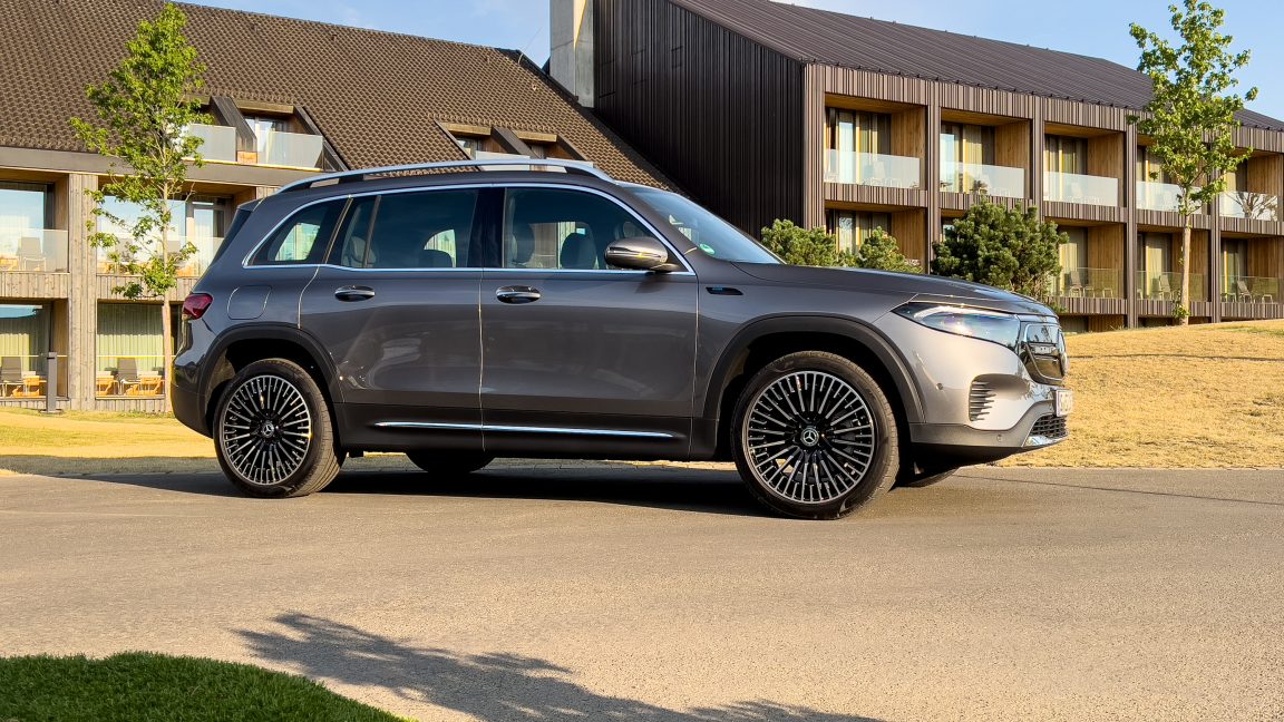 Better than a GLB: Driving the Mercedes-Benz EQB electric SUV - Ars ...