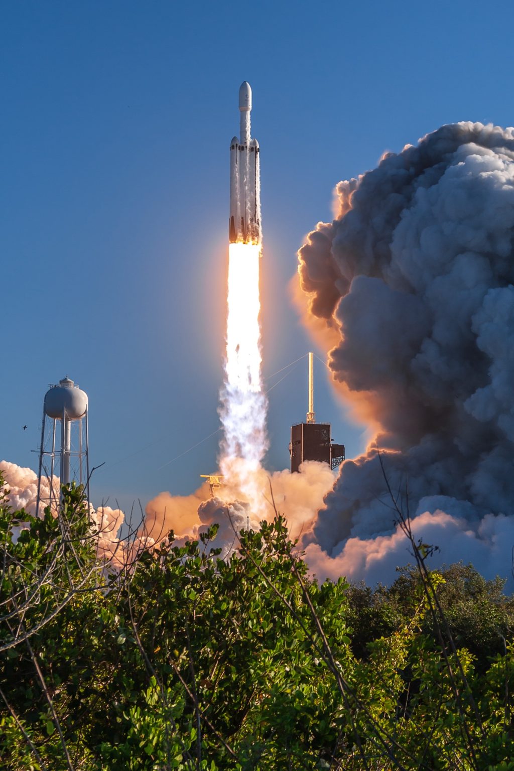 The SLS rocket is the worst thing to happen to NASA—but maybe also the ...