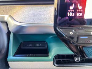 What we learned driving VW’s new electric ID Buzz - Ars Technica