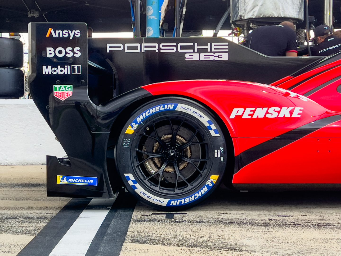 We peek inside Porsche’s private Le Mans race car test - Ars Technica