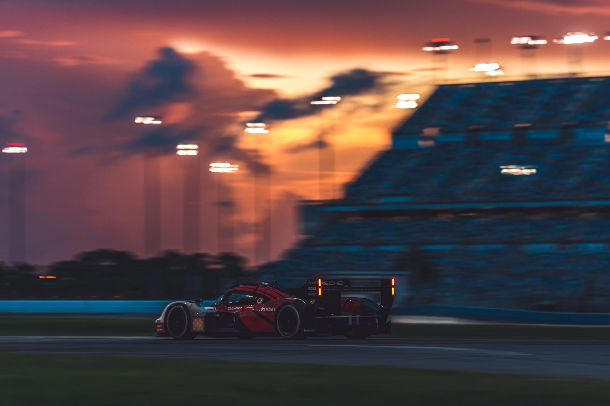 We peek inside Porsche’s private Le Mans race car test - Ars Technica