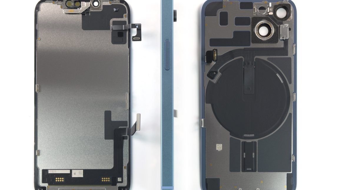 iPhone 14 teardown: One key change makes it much easier to repair - Ars ...