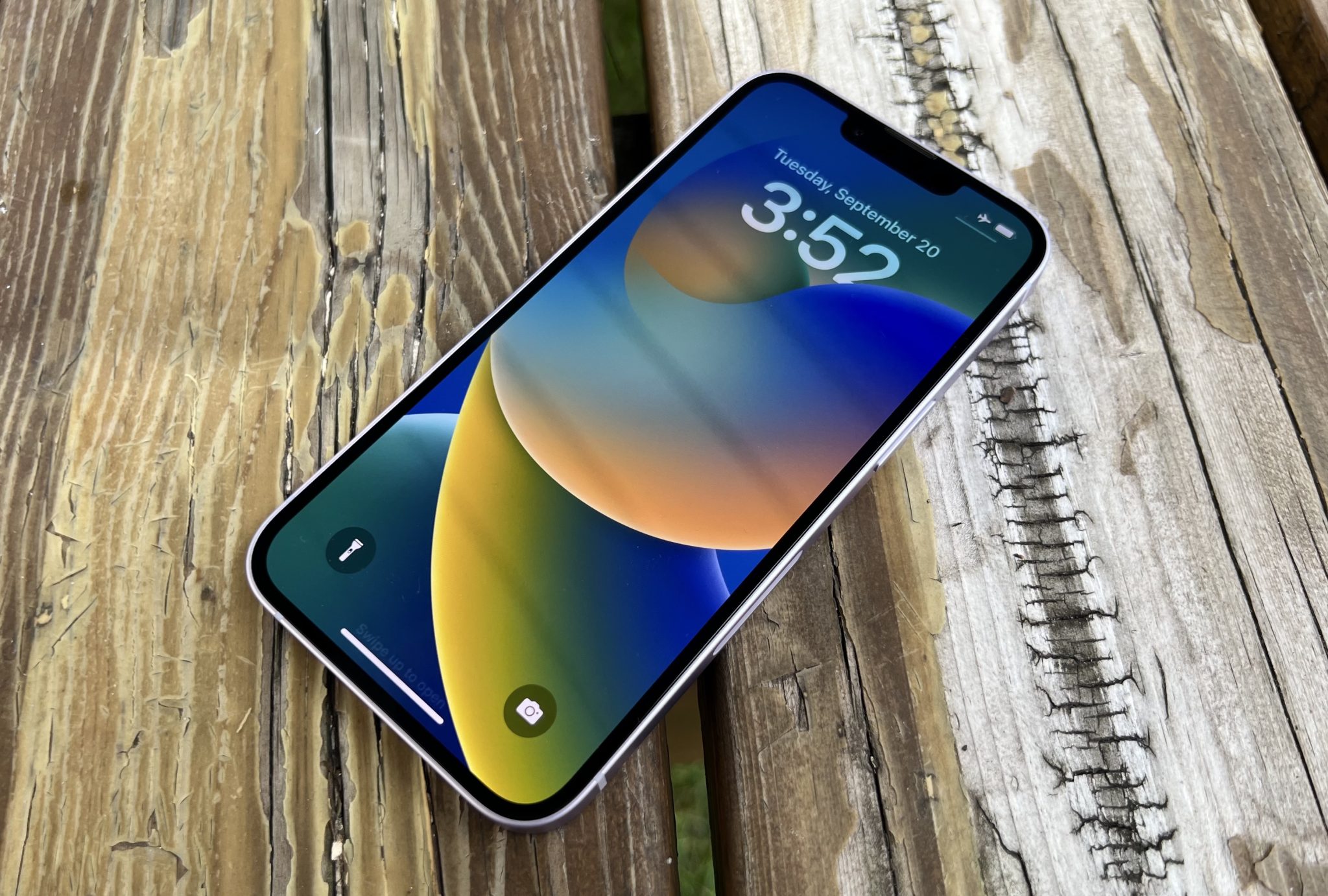 iPhone 14 and 14 Pro review: A picture is worth a thousand dollars ...