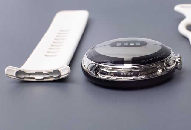 Pixel Watch review: Beautiful, fast, and way too expensive - Ars Technica