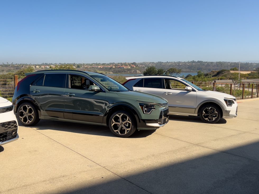 The 2023 Kia Niro proves why you stick with a winning formula - Ars ...
