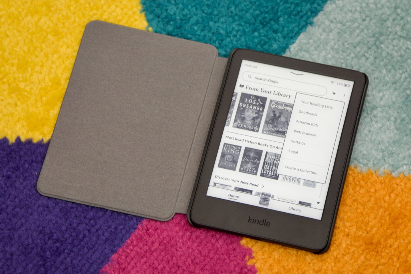 Review: Amazon’s $100 Kindle is lightweight and cute, and it nails the ...