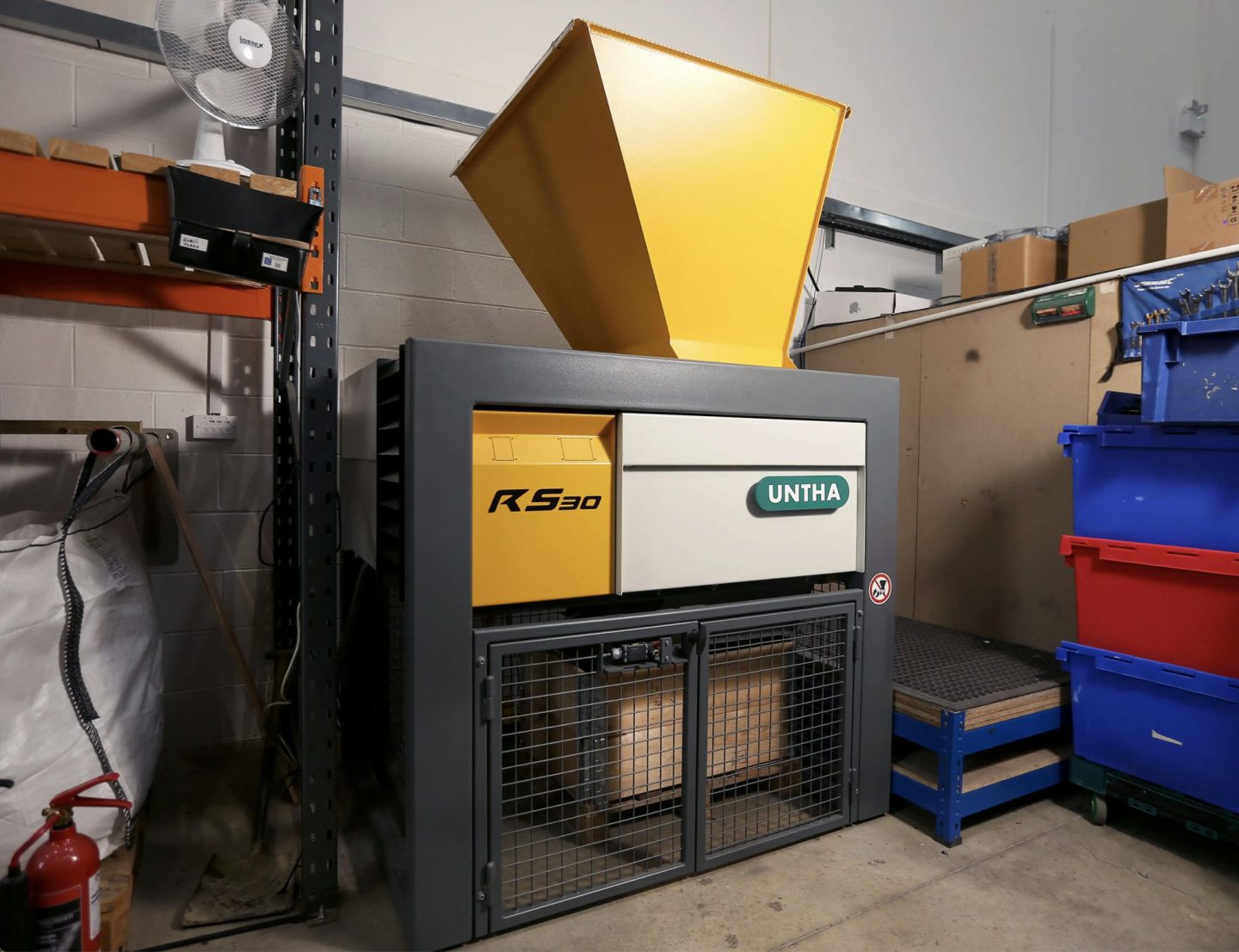 Why Big Tech shreds millions of storage devices it could reuse - Ars ...