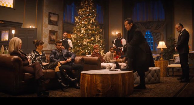 You better watch out for David Harbour’s badass Santa in Violent Night ...