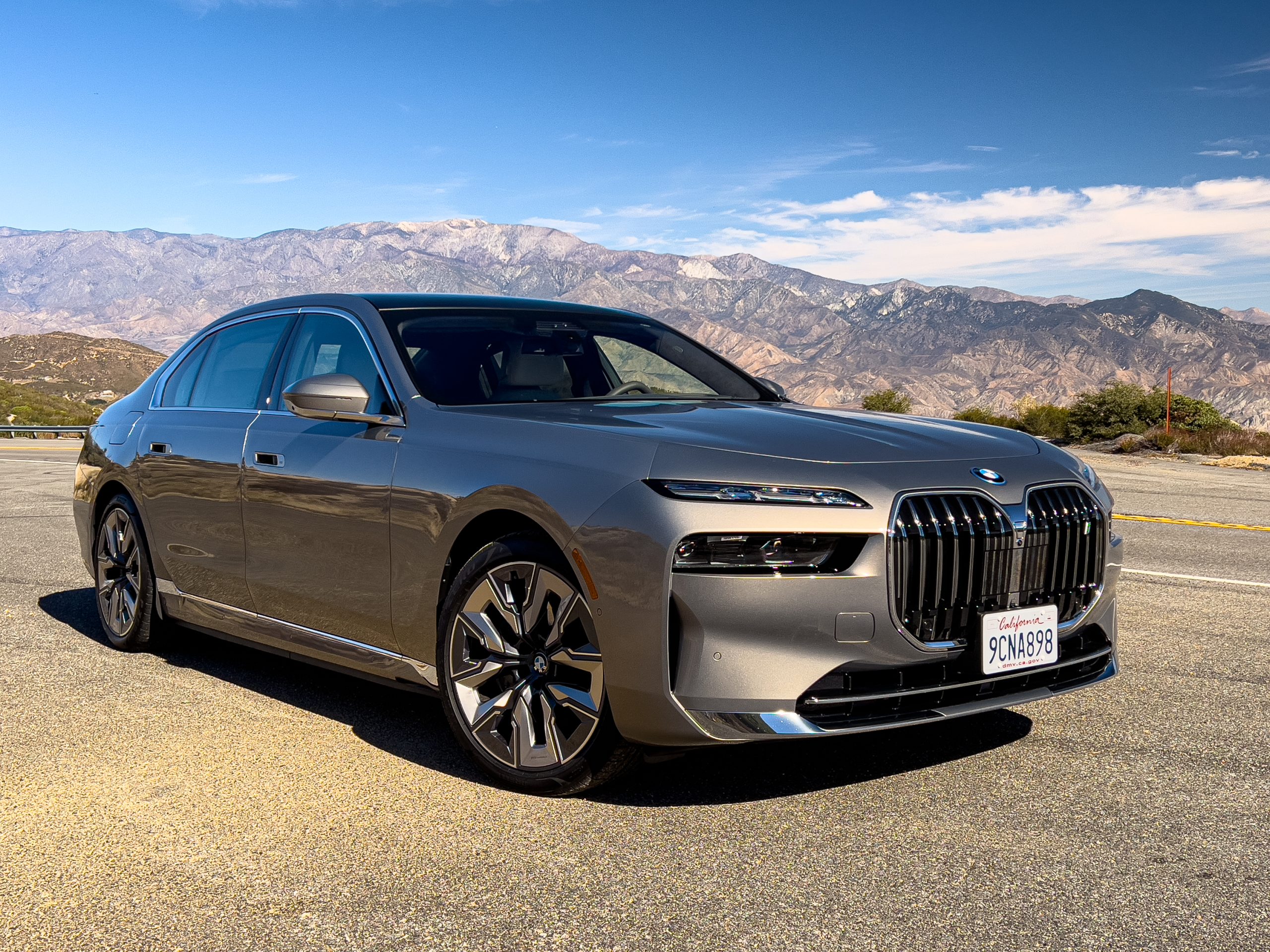 The 2023 BMW I7 Proves A Luxury Car Doesn t Need Internal Combustion