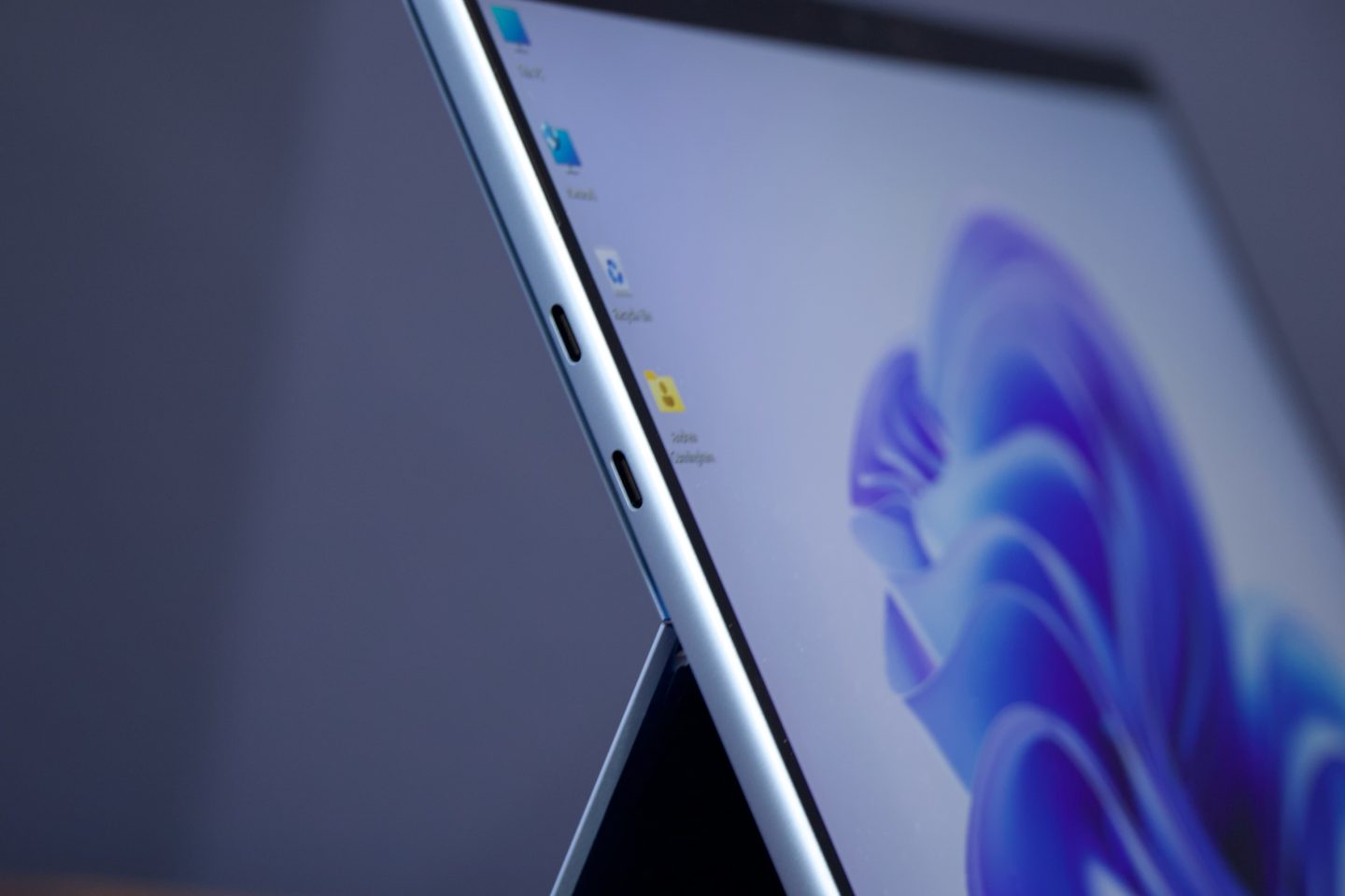 Still the best tablet-laptop: Microsoft’s Surface Pro 9 review - Ars ...