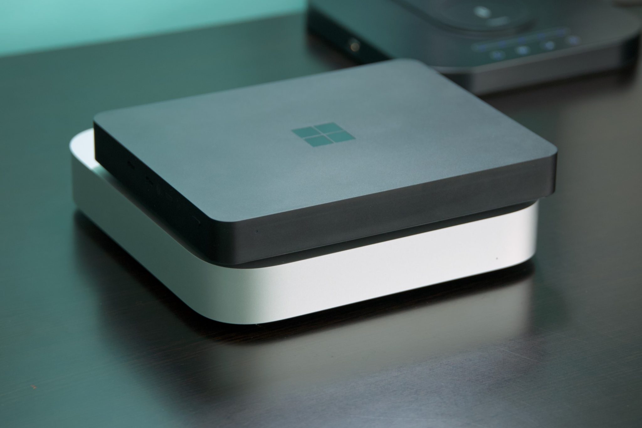 “Project Volterra” review: Microsoft’s $600 Arm PC that almost doesn’t ...