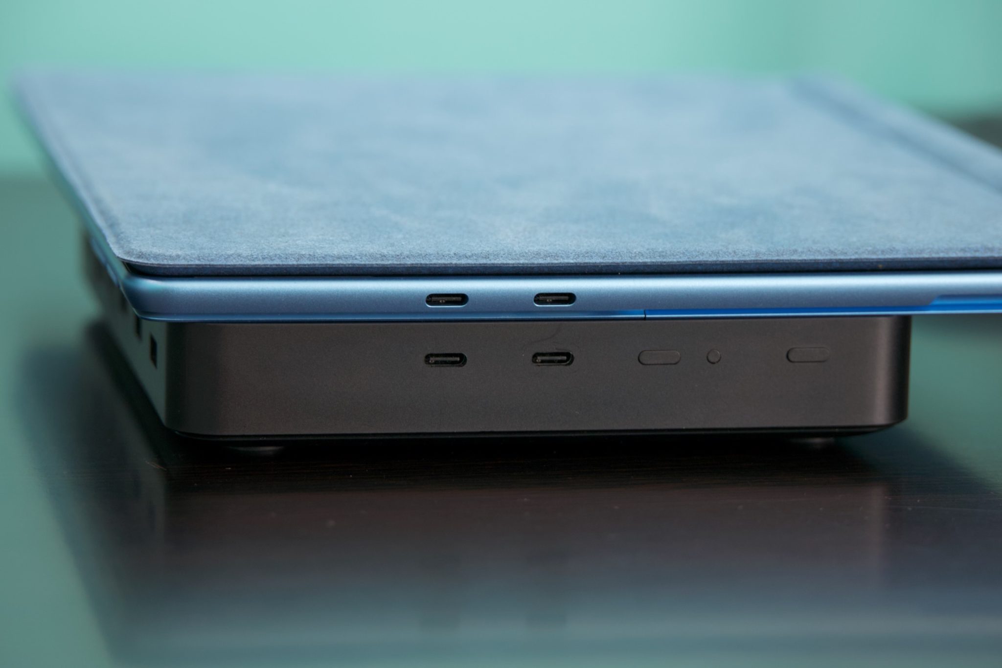 “Project Volterra” review: Microsoft’s $600 Arm PC that almost doesn’t ...