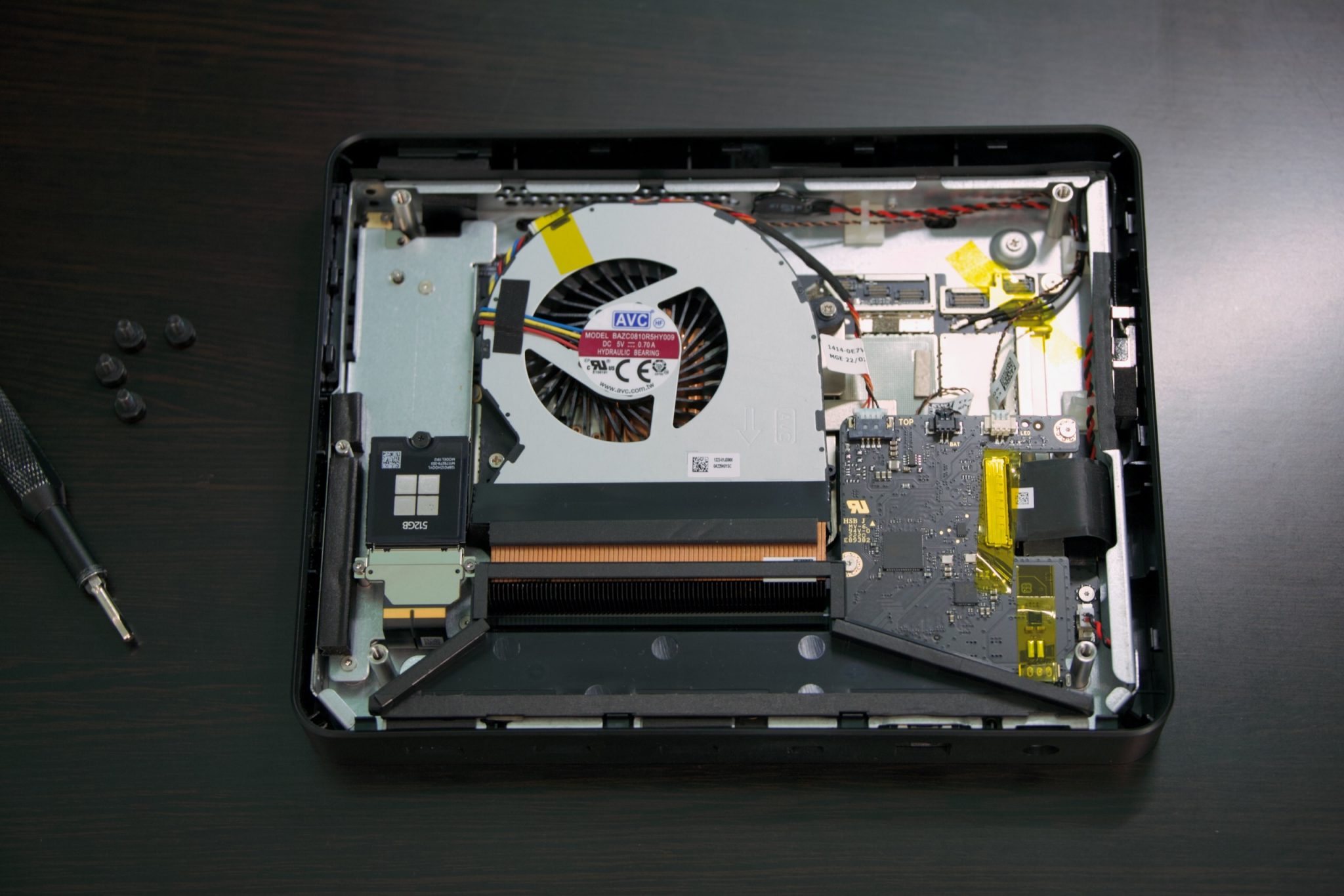 “Project Volterra” review: Microsoft’s $600 Arm PC that almost doesn’t suck - Ars Technica