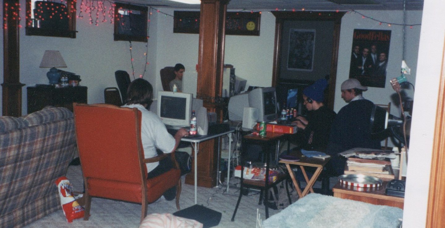 “Just a bunch of idiots having fun”—a photo history of the LAN party - Ars Technica