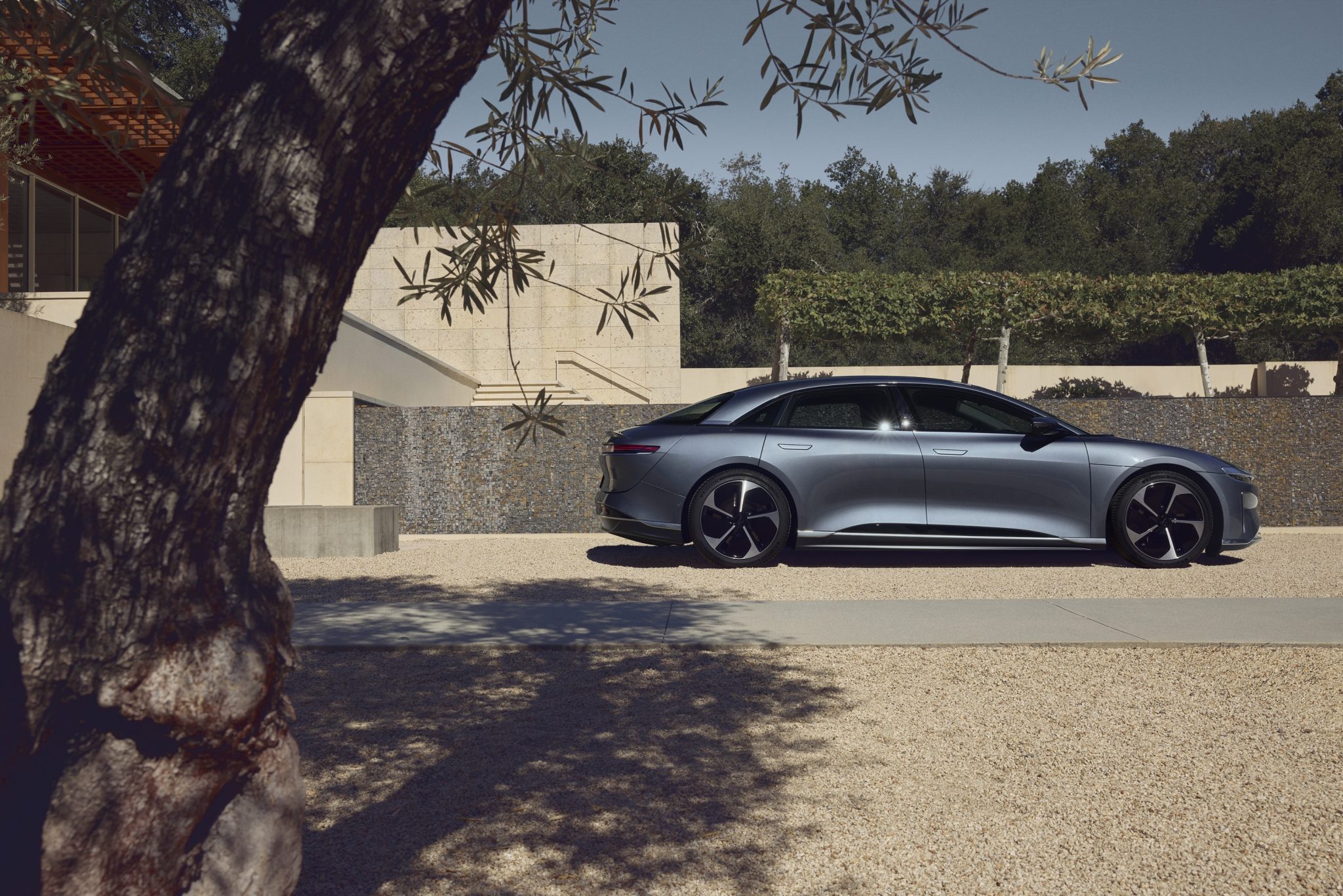 Lucid reveals its next electric vehicle, the Gravity SUV - Ars Technica