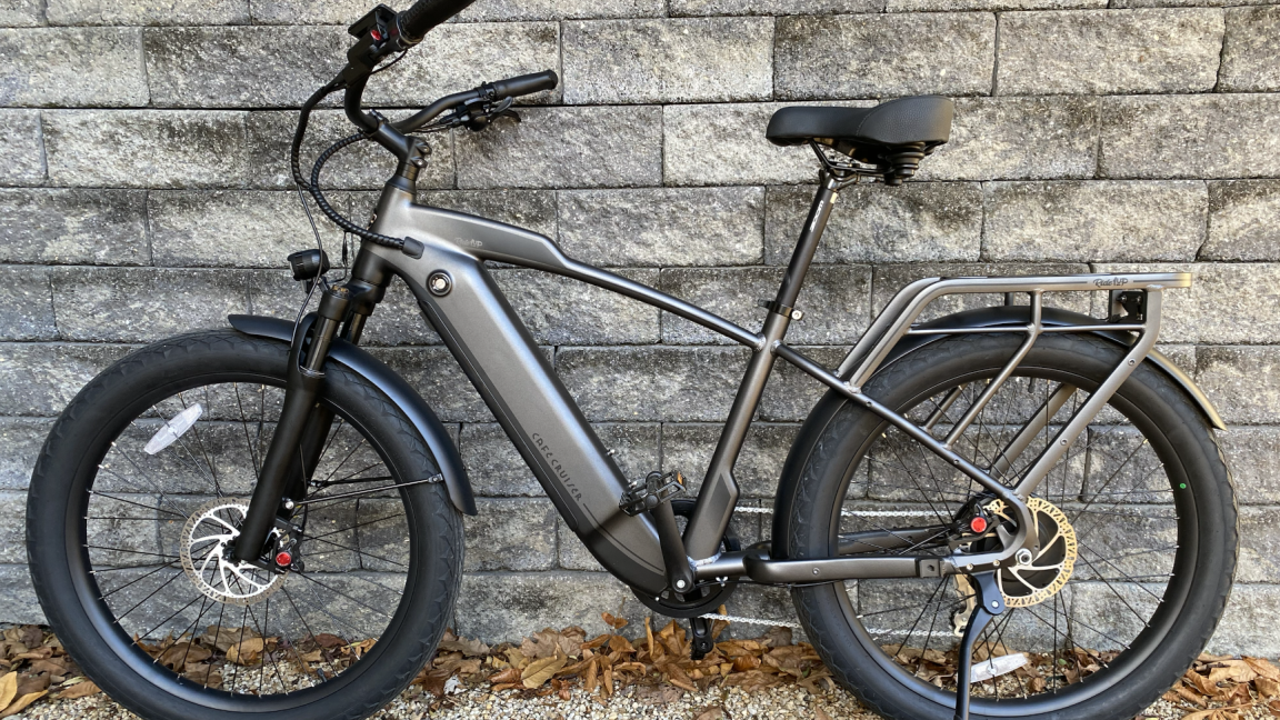 High class: A strong electric assist transforms a classic cruiser - Ars ...