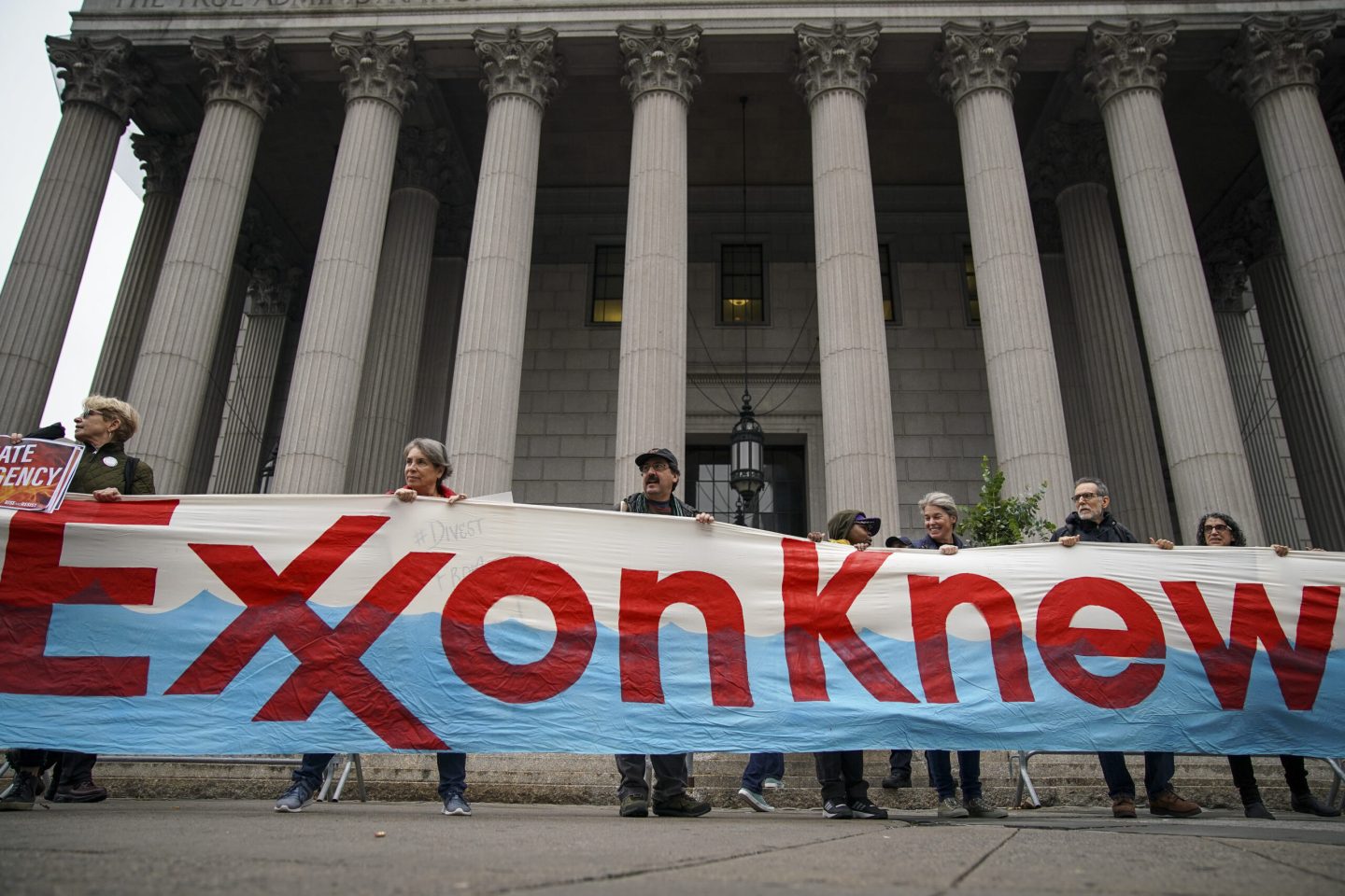 Exxon’s bad reputation got in the way of its industry-wide carbon ...