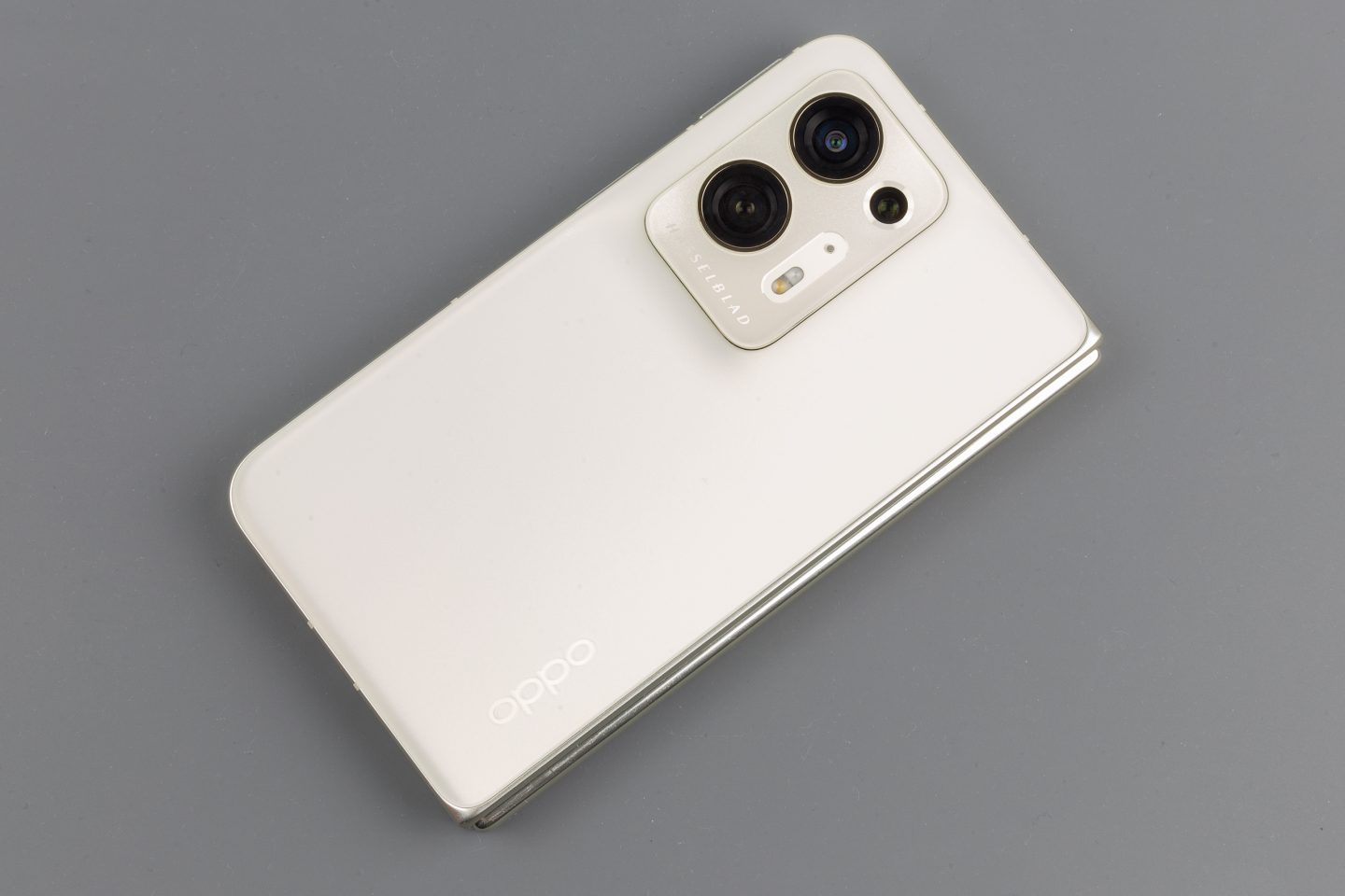 Oppo Find N2 review: Beautiful hardware that Android just can’t deal ...