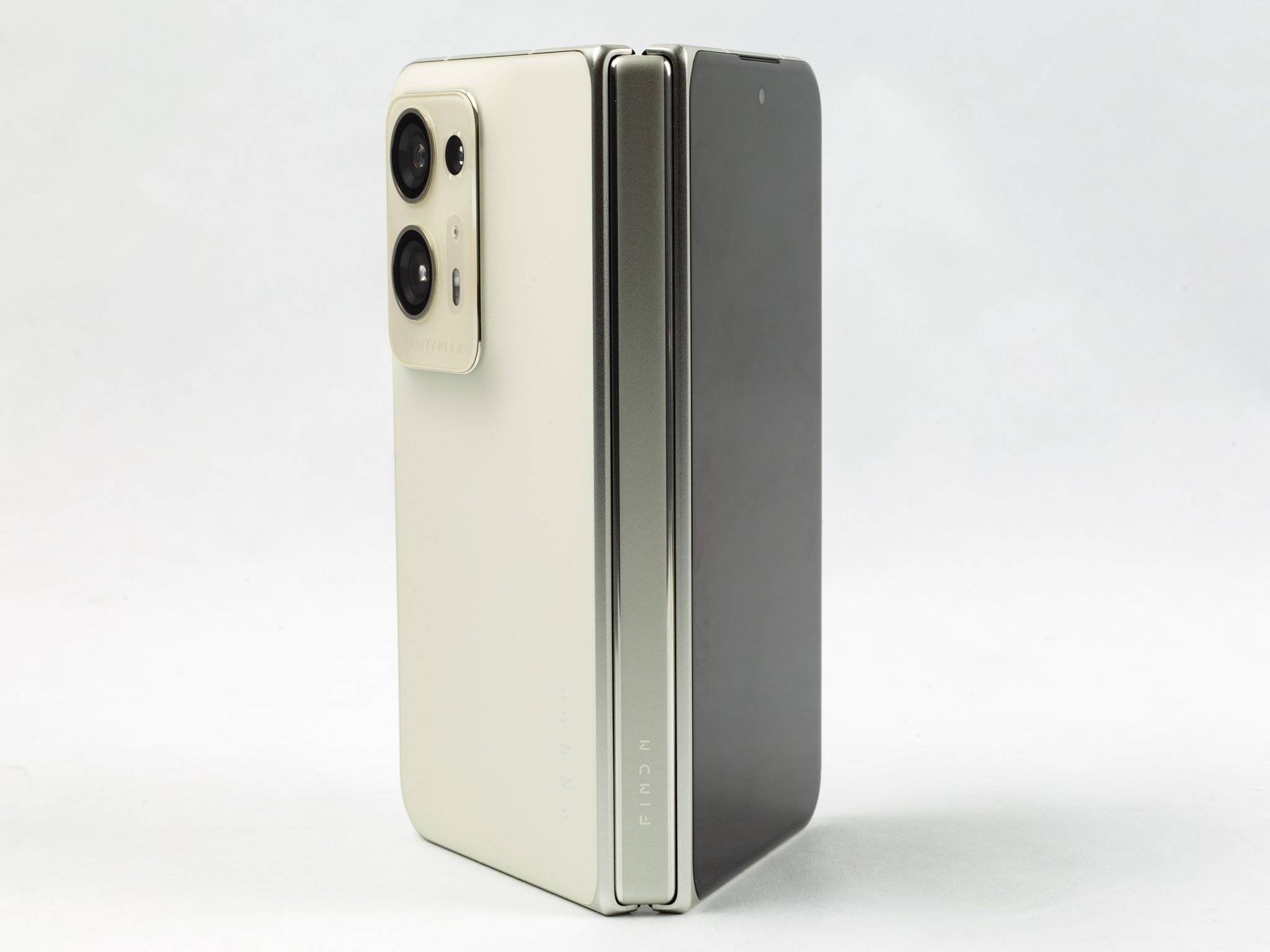 Oppo Find N2 review: Beautiful hardware that Android just can’t deal ...