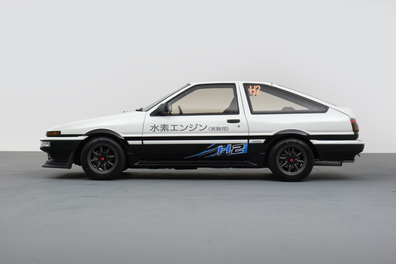 Batteries and hydrogen power these cute Toyota AE86 factory restomods ...